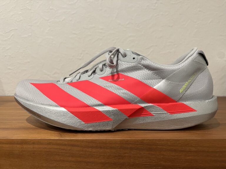 【アディゼロジャパン9】さらに軽量進化！アディダス薄底シューズ「ADIZERO JAPAN9」をレビュー！
